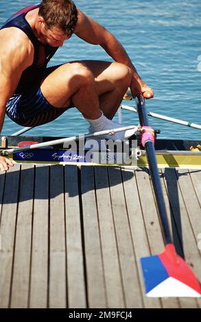 Athletics - Sydney 2000 Olympics - Men's 200m - Round 1 - Heat 6 ...