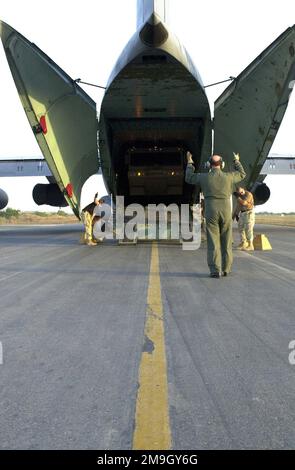Members of the 615th Tanker Airlift Control Element (TACE), Travis Air ...