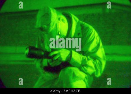 Marine Combat Photographer, Corporal Bryant V. Cox, MARCENT (Marine ...