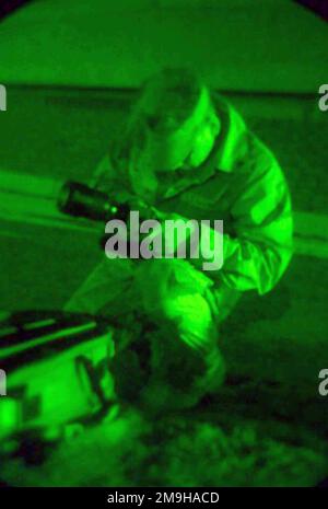 Marine Combat Photographer, Corporal Bryant V. Cox, MARCENT (Marine ...