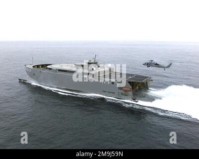 USN Joint Venture (HSV-X1) in Souda Bay Stock Photo - Alamy