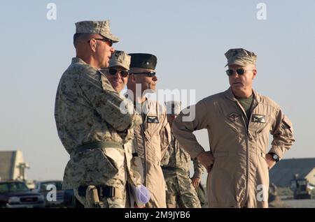 First Marine Expeditionary Force (1MEF) Commanding General, Lieutenant ...