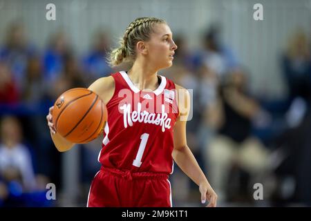 Nebraska guard Jaz Shelley (1) dribbles the ball against Creighton ...