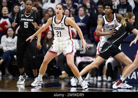 Connecticut's Ines Bettencourt (21) in the second half of an NCAA ...