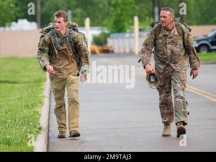 Army Pfc. Jacob Hobbs and Air Force Chief Master Sgt. Justin Walker ...