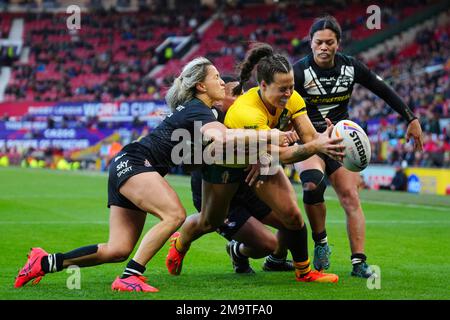 Australia's Jessica Sergis scores their side's ninth try during the ...
