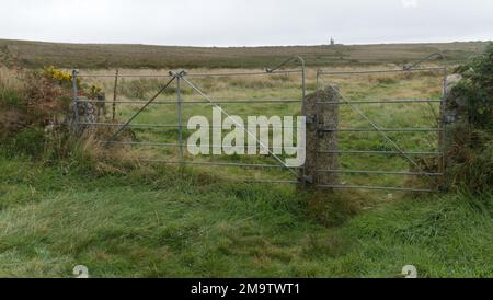 Traditional farm gate Penwith Cornwall England Stock Photo - Alamy