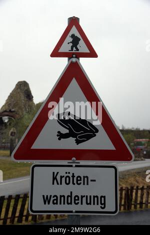 A troll crossing sign Stock Photo - Alamy