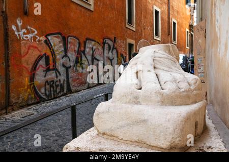 "Piè di Marmo" (Marble foot) remains, Rome, Italy Stock Photo - Alamy