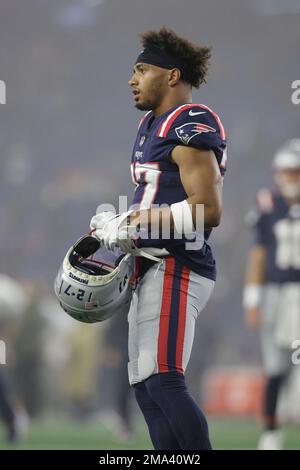 New England Patriots cornerback Myles Bryant (41) defends during the ...