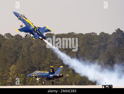 US Navy The lead and opposing solo pilots assigned to the U.S. Navy's ...