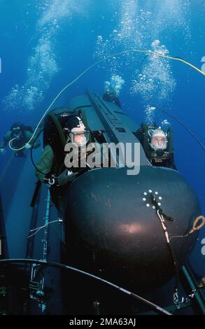 USS PHILADELPHIA (SSN-690 Stock Photo - Alamy