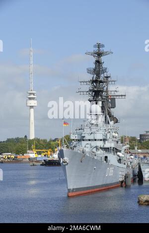 Destroyer Moelders, German Naval Museum, Wilhelmshaven, Lower Saxony ...