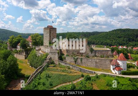 Aerial view, Pappenheim Castle, built around 1140, Spornburg, ancestral ...