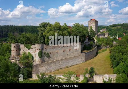 Aerial view, Pappenheim Castle, built around 1140, Spornburg, ancestral ...