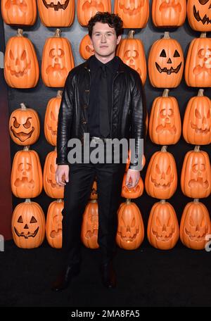 Rohan Campbell arrives at the world premiere of "Halloween Ends ...