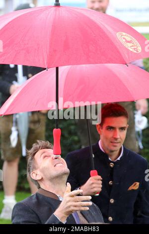 Mark KELLER, actor, with his son Aaron KELLER Red Carpet, Red Carpet ...