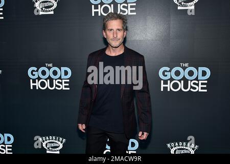 Aaron Ryder attends a special screening of "The Good House" at the SAG ...