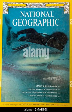 National Geographic magazine cover April 2004 Stock Photo - Alamy