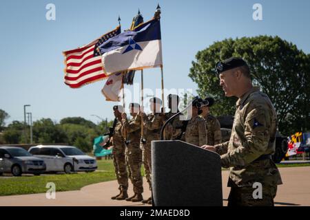 Lt. Gen. Robert Pat White (left), III Armored Corps Commanding General ...