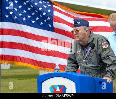 Retired U.S. Air Force Col. Kenneth Cordier, a former Vietnam prisoner ...