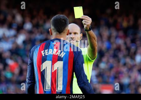BARCELONA - DEC 1: The referee shows a yellow card to Victor Sanchez at ...