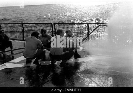 USS William V. Pratt (DDG-44 Stock Photo - Alamy