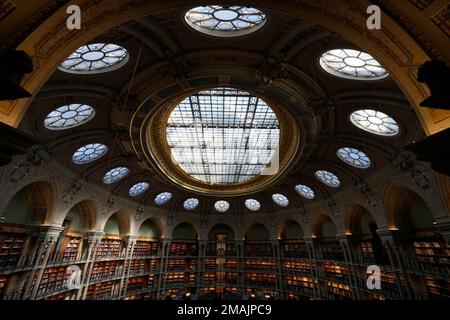 A view shows the main Oval room of the Richelieu Bibliotheque Nationale ...