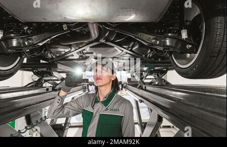 vehicle inspection, dekra Stock Photo - Alamy