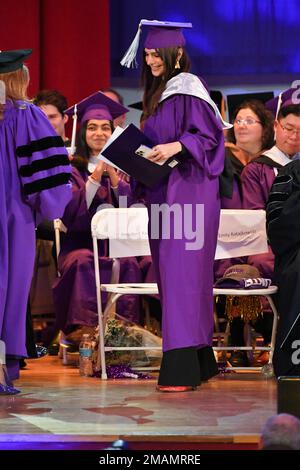 Model and author Emily Ratajkowski delivers the commencement speech at ...