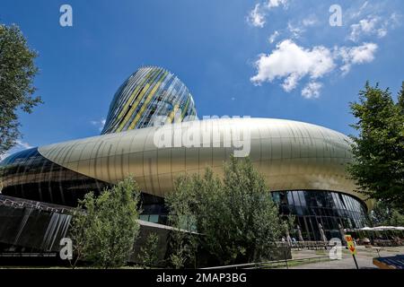 La Cité du Vin, a High-tech wine museum in a curved aluminium & glass building located in ...