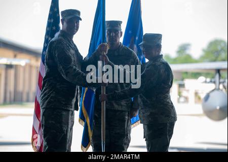 Col. Lucas Teel, 4th Fighter Wing commander, speaks with members of ...