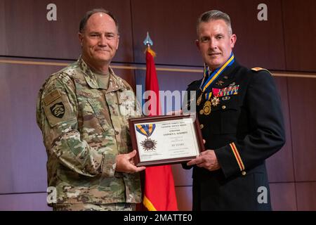 Retirement ceremony for Col. Stephen Schmidt Stock Photo - Alamy
