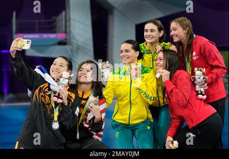 Erlam Margo Clarie and Vallee Mia Jolie Doucet of Team Canada dive ...