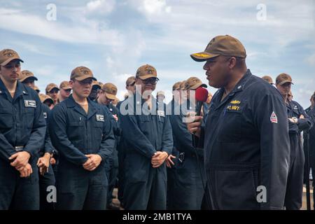 PHILIPPINE SEA (June 9, 2022) Commanding Officer Capt. Brandon Burkett ...