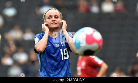 Finland's Essi Sainio during the Women Euro 2022 group B soccer match ...