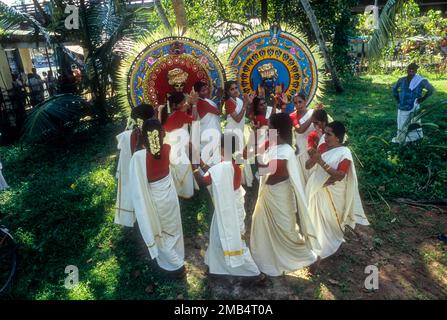 Thiruvathira or Thiruvathirai Kali, Traditional Dance of Kerala, India, Asia Stock Photo - Alamy