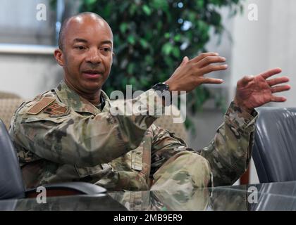 Col. Randel Gordon, incoming commander of Arnold Engineering ...