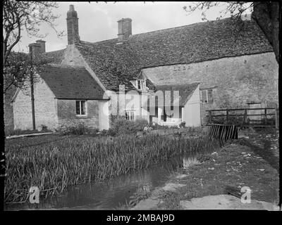 Swinbrook, Swinbrook and Widford, West Oxfordshire, Oxfordshire, 1924 ...