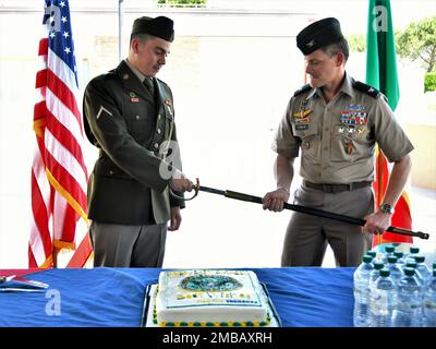 Right, U.S. Army Garrison Italy Commander, Col. Matthew Gomlak, and Pv2 ...