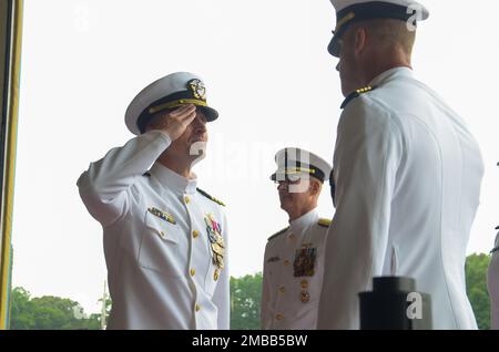 PATUXENT RIVER, Maryland (June 14, 2022) – Capt. Derrick Kingsley, NAS ...