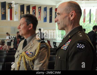 Maj. Gen. Rodney Faulk (right), commanding general of the Army Reserve ...