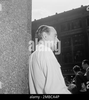 Portrait of Dave Lambert, New York, N.Y., ca. July 1947 Stock Photo - Alamy