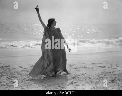 Block, Stella, Miss, 1919 Nov Stock Photo - Alamy