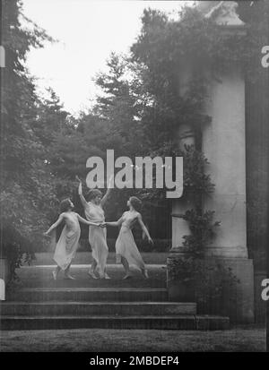 Denishawn dancers, 1927 or 1928 Stock Photo - Alamy