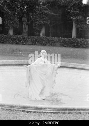 Denishawn dancers, 1927 or 1928 Stock Photo - Alamy