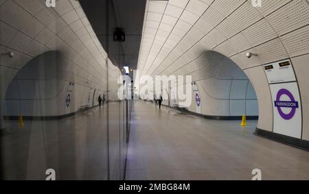 The New Elizabeth Line, at Reading Rail Station, Reading, Berkshire ...