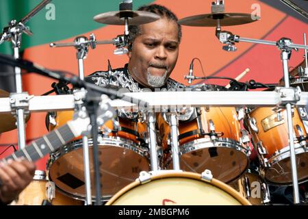 George Funky Brown of Kool & The Gang performs at the New Orleans Jazz ...