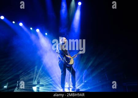 Jeff DaRosa of The Dropkick Murphys - OVO Hydro Glasgow on the 17th ...