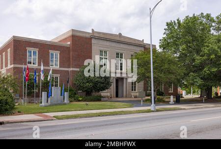 Douglas, Georgia, USA - April 17, 2022: The Coffee County Courthouse ...